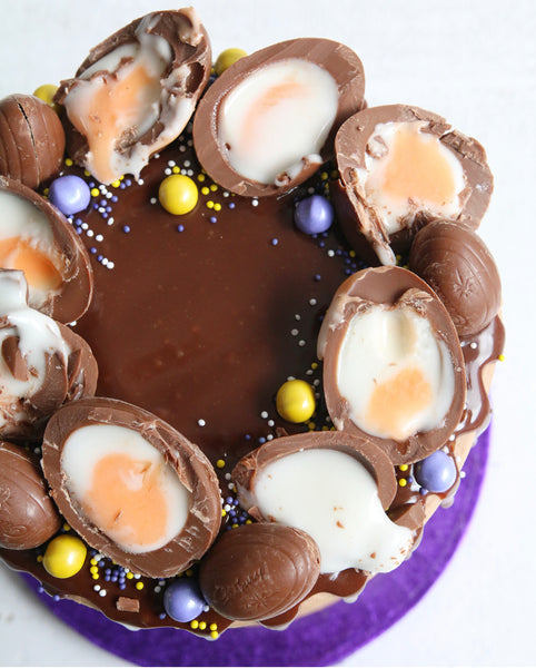 Creme Egg Drip Cake – Afternoon Crumbs