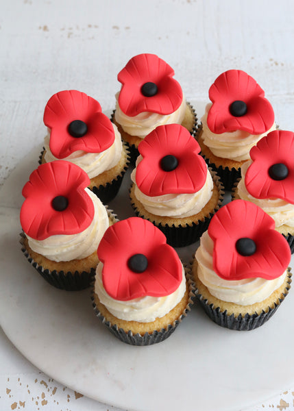 Remembrance Day Poppy Cupcakes | Claygate, Surrey | Afternoon Crumbs